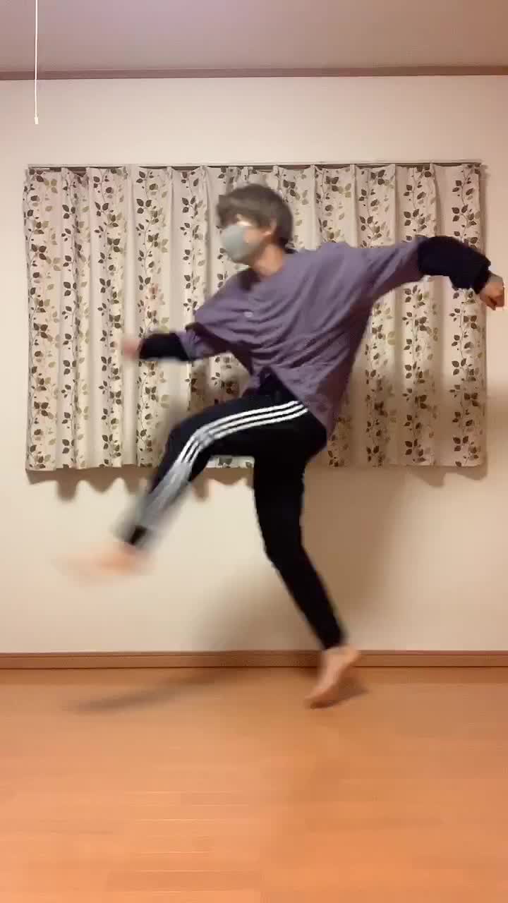 app.userVideo.meta.title | Exolyt