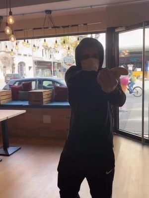 app.userVideo.meta.title | Exolyt