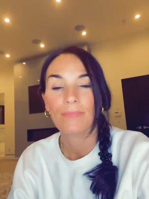 app.userVideo.meta.title | Exolyt