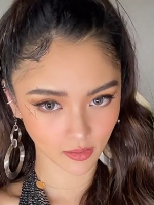 app.userVideo.meta.title | Exolyt